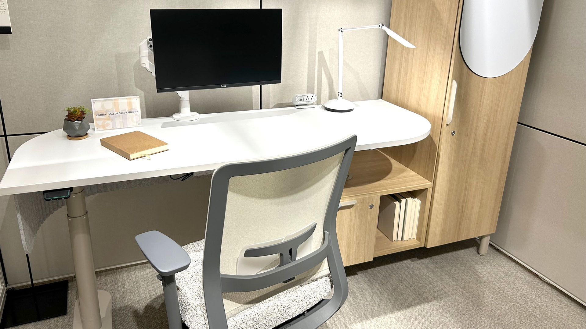 Small desk | Pacific Ergonomics