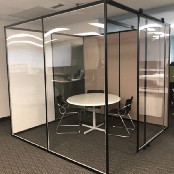 Clear Acrylic Walls | Pacific Ergonomics